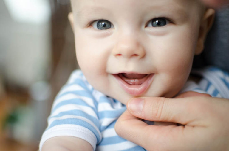 When Do Baby Teeth Come In? All You Ever Wanted To Know — Caring ...